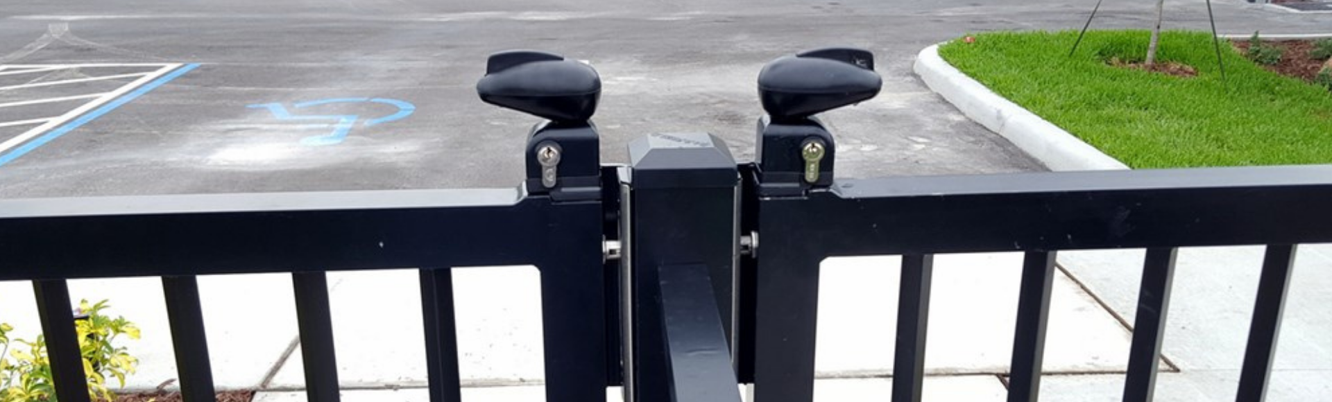 Post Plugs & Caps - Accessories for Gates - Accessories